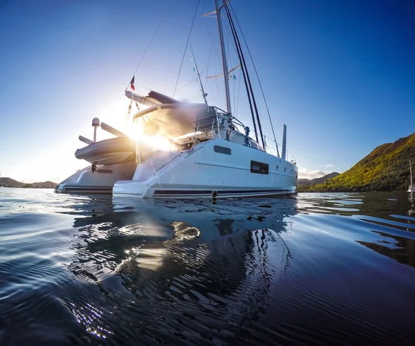 Noleggio catamarani