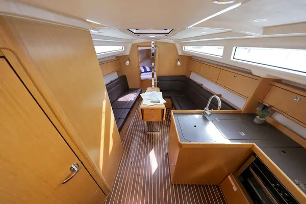 Bavaria 34 Cruiser: Ihr perfektes Charterboot-Modell | Yachting.com