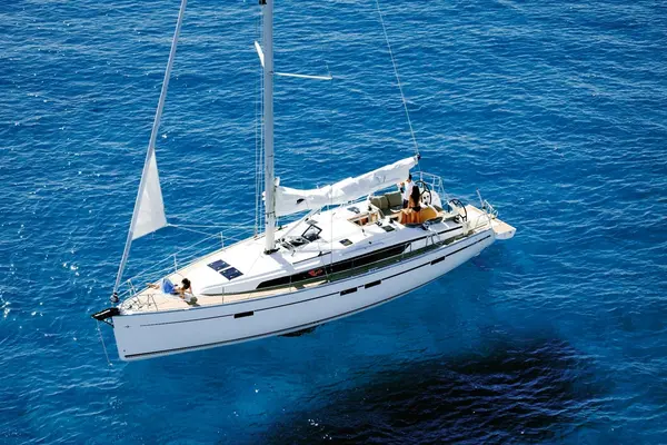 What’s it like to sail the Bavaria 46 Cruiser?