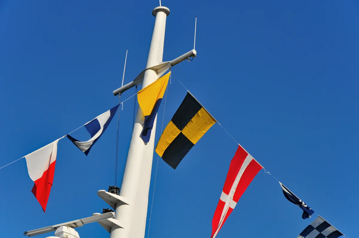 Nautical flags: Communication at sea