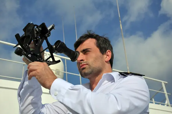 Qu'est-ce qu'un sextant et comment l'utiliser