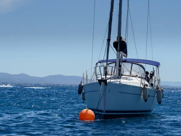 Ultimate guide to mooring a boat