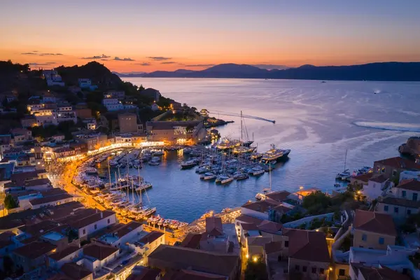 A week-long sailing trip around Peloponnese