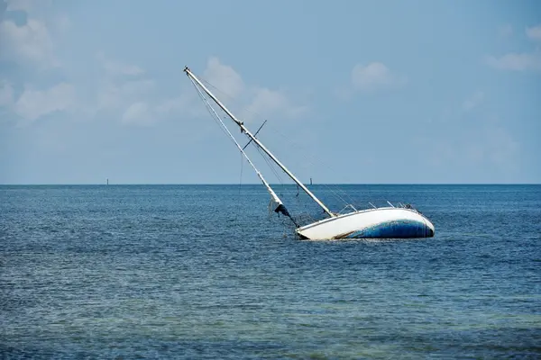 The Sailboat Keel Guide