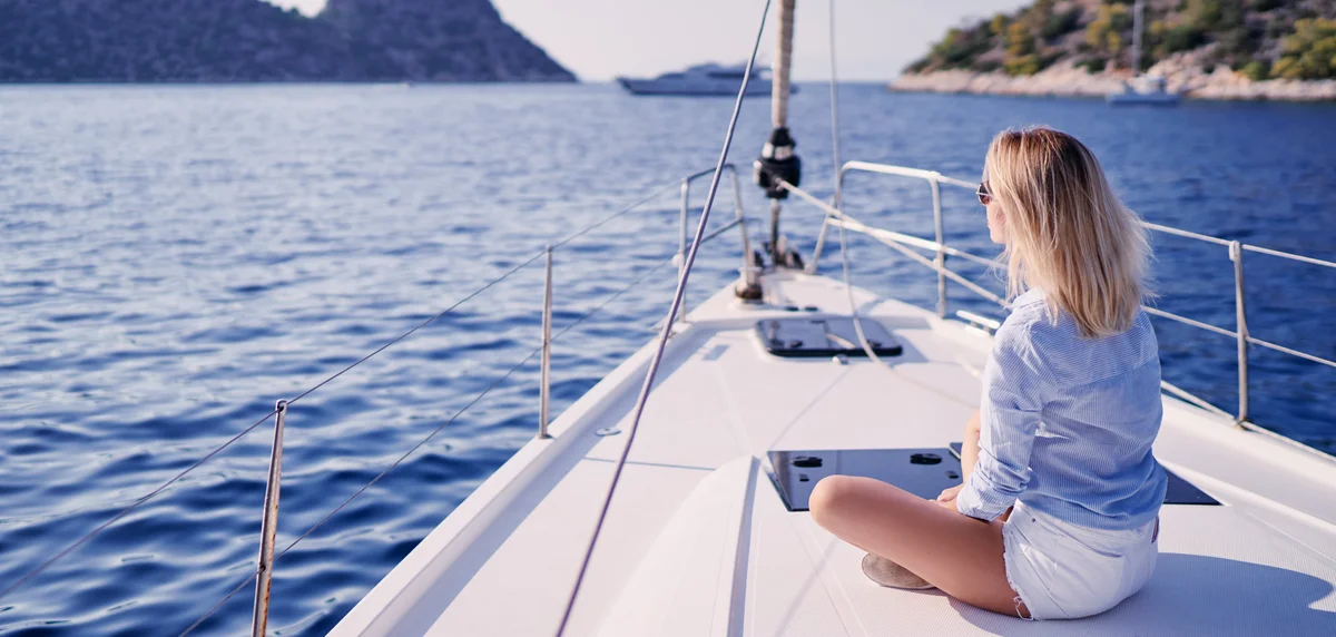 Round the World Sailing: Inspiring Sailors Tops & Achievements