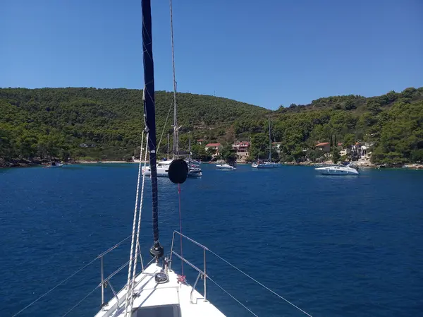 How to anchor properly: a comprehensive guide to anchoring