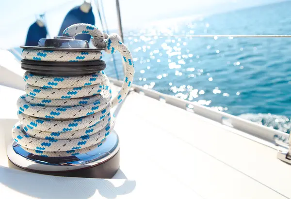 Boat Rigging: A Comprehensive Guide to Ensure Smooth Sailing