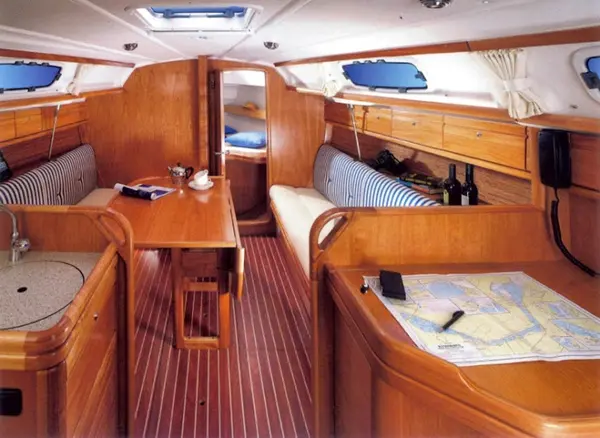 Discover Bavaria 30 Cruiser: Charter Deals in Greece & Croatia ...