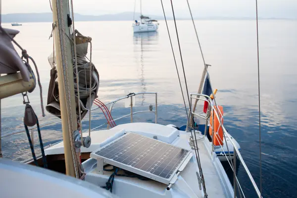 Yacht Solar: fleksibilni solarni paneli za brodove
