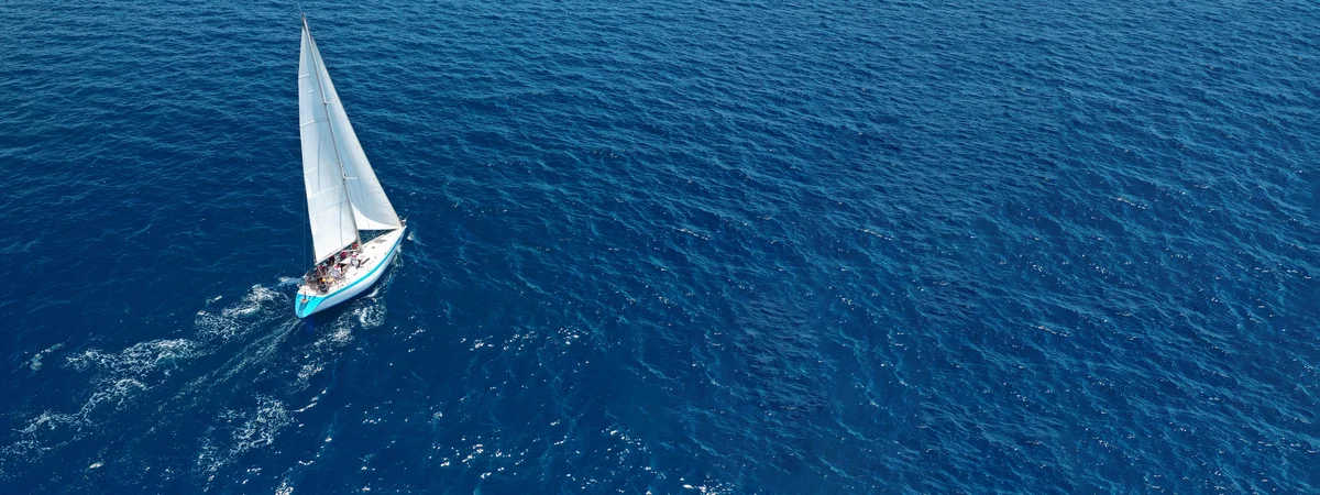 Sailing Terms and Boat Basics: Exploring Side of Boat: Expert Guide